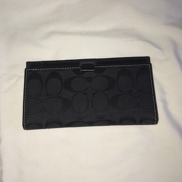 Bags | Coach Black Wallet | Poshmark
